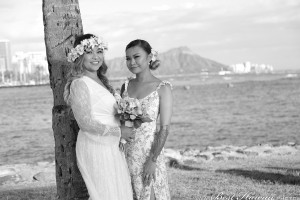 Wedding Photography at Magic Island Honolulu | Best Hawaii Photos